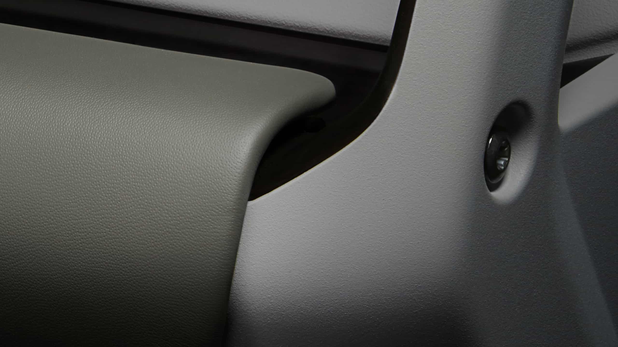 Defender 90 2024 | Explore the iconic design | Defender