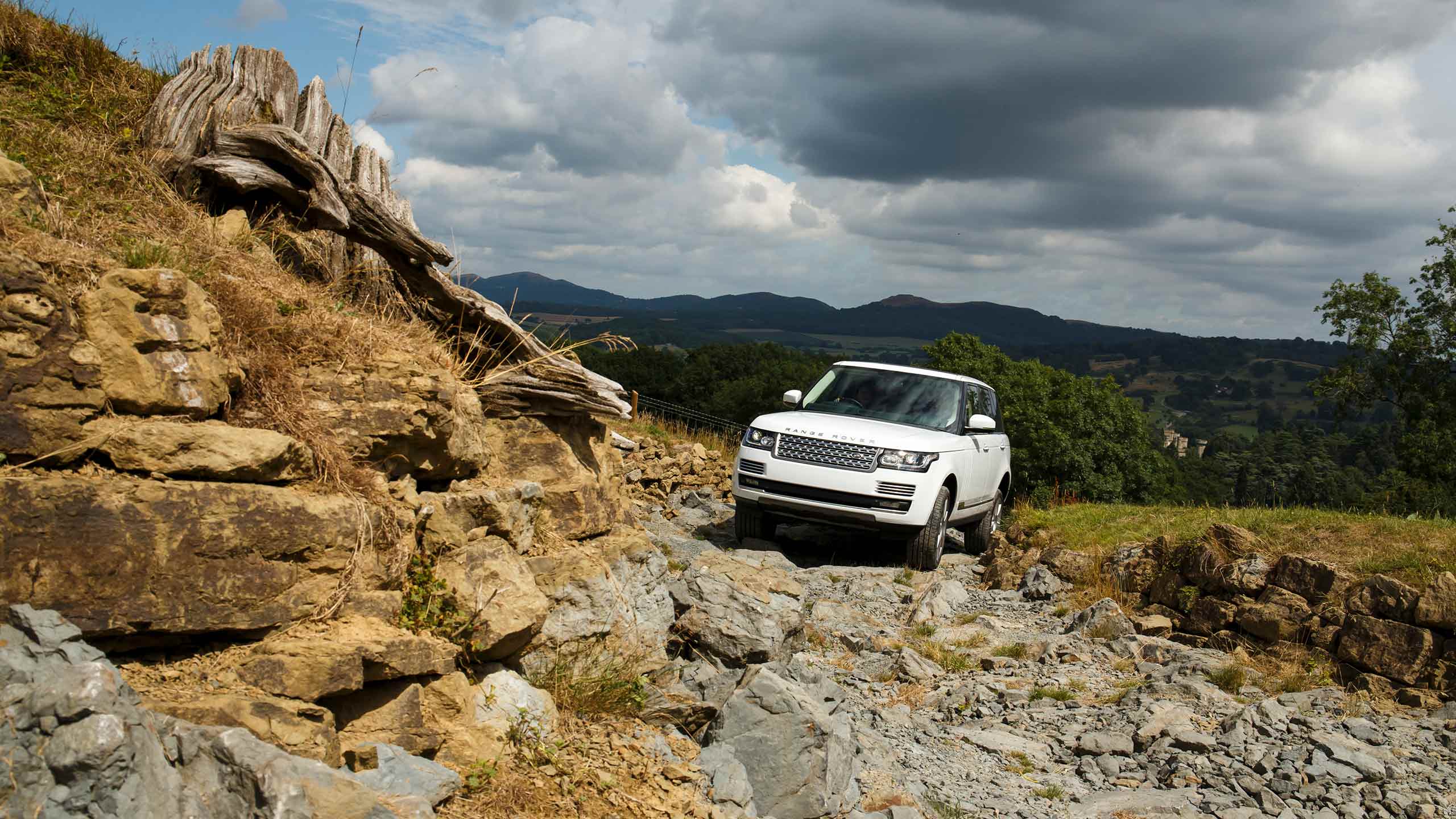 Off-Road Driving & Training | Land Rover Canada